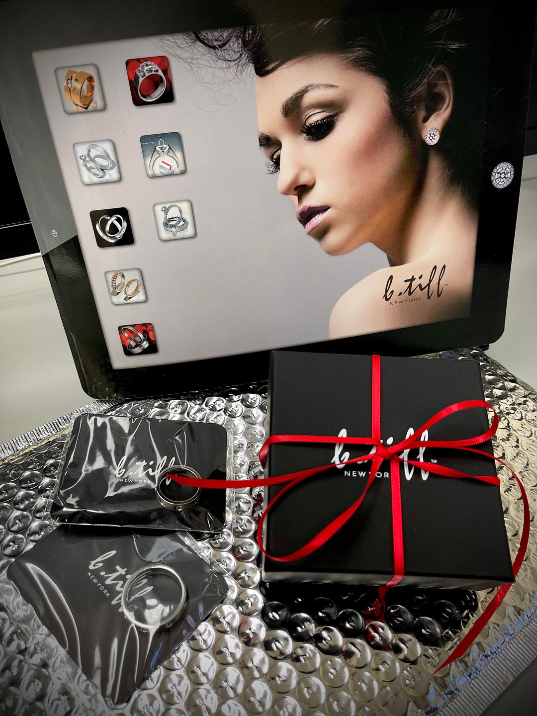 10 Creative Ways to Give Jewelry Gifts – B.Tiff New York (Retail)